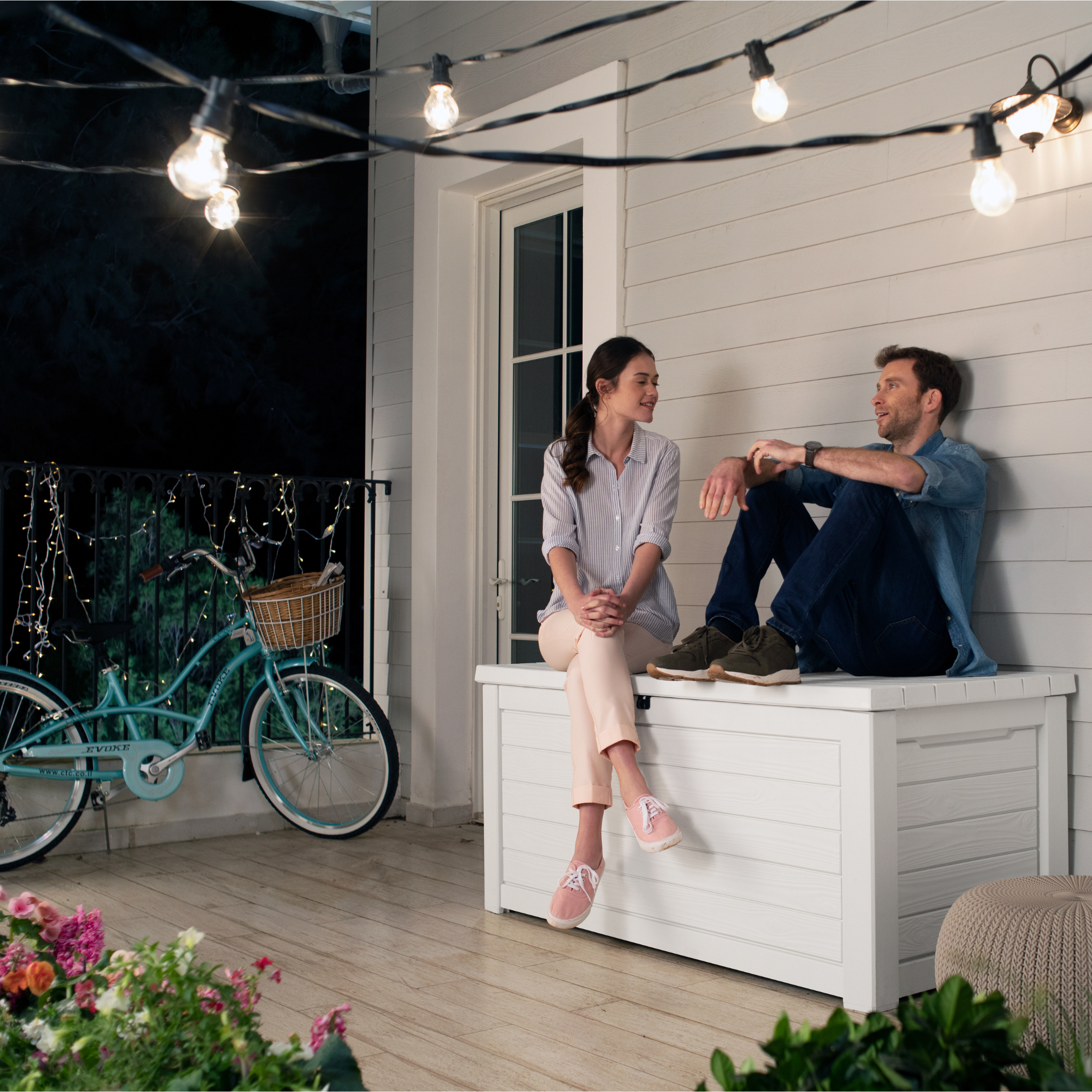 Keter Northwood 630L Outdoor Storage Box - White